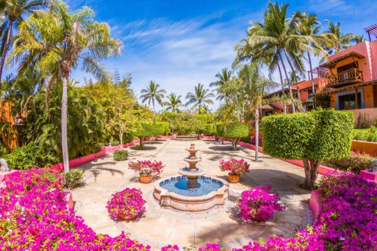 Las Alamandas: el resort de lujo que enamoró a Robert De Niro | Leisure ...